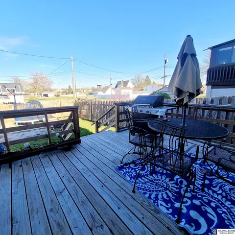 1824 N East Ave, York, NE 68467 | 39 Photos - Movoto