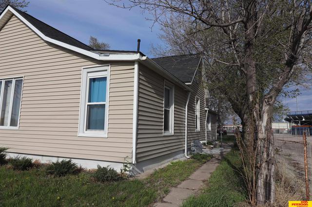 710 S Broad St, Fremont, NE 68025 | 6 Photos - Movoto