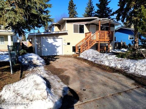 516 N Park St, Anchorage, AK 99508 | 29 Photos | MLS #23-4122 - Movoto
