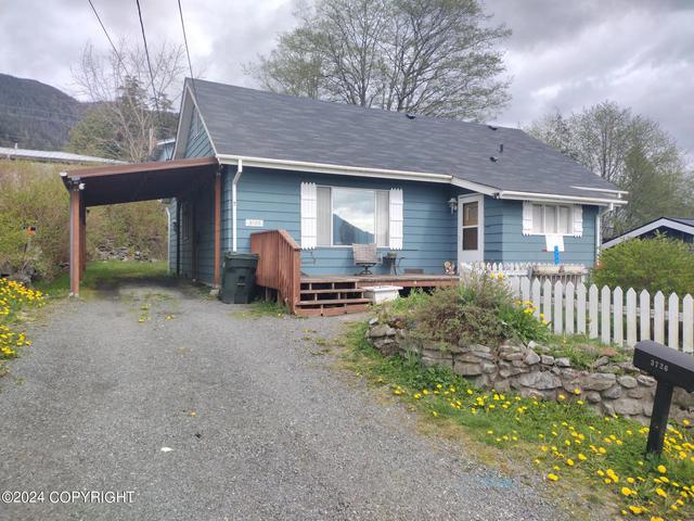 3726 Hillside Rd, Ketchikan, AK 99901 | 18 Photos - Movoto