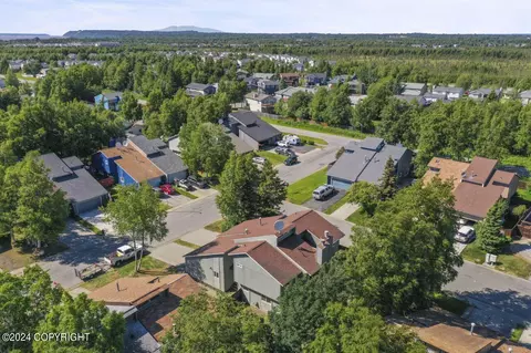 1714 Bellevue Loop, Anchorage, AK 99515 | 37 Photos - Movoto