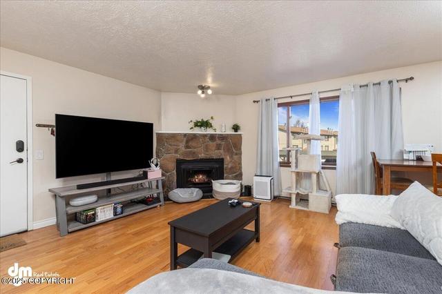 251 Mccarrey St # V-16B, Anchorage, AK 99508 | MLS# 25-4654 | 19 Photos ...