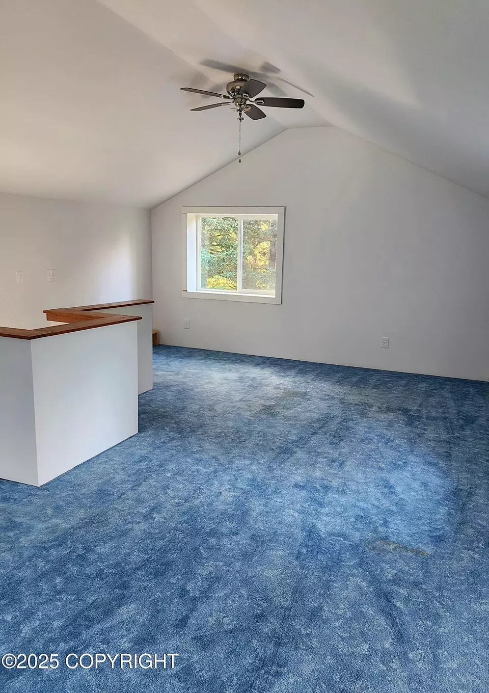 3043 Lakeview Dr, Kodiak, AK 99615 | MLS# 25-8523 | 38 Photos - Movoto