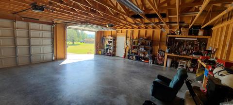 688 Oak Grove Loop, Timbo, AR 72680 | 39 Photos | MLS #22032102 - Movoto