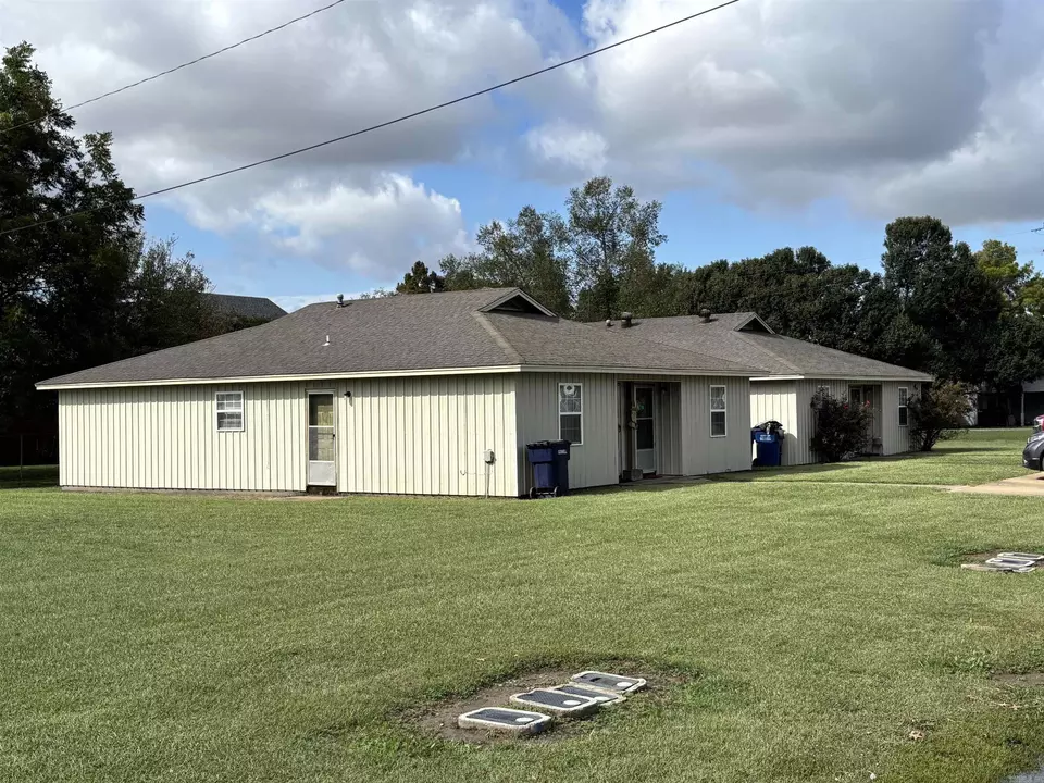 555 Clement Ln, Gosnell, AR 72315 | MLS# 25040304 | 2 Photos - Movoto