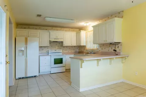 612 Michael Dr, Redfield, AR 72132 | MLS# 26024734 | 24 Photos - Movoto