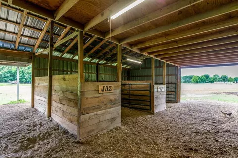 105 Amber Ln, Mcrae, AR 72102 | MLS# 26024979 | 42 Photos - Movoto