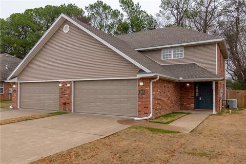 1662 Evening Shade Dr, Fayetteville, AR 72703 | 24 Photos | MLS ...