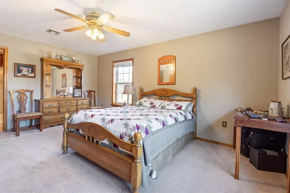 146 Madison 6376, Elkins, AR 72727 | MLS# 1332425 | 40 Photos - Movoto