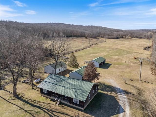 146 Madison 6376, Elkins, AR 72727 | MLS# 1332425 | 40 Photos - Movoto