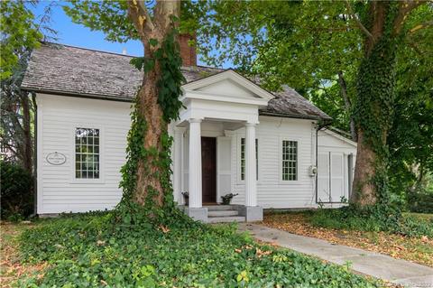 1 Main St, Ivoryton, CT 06442 | 34 Photos - Movoto