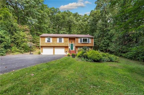 23 Barn Hill Rd, Monroe, CT 06468 | 40 Photos | MLS #170518084 - Movoto