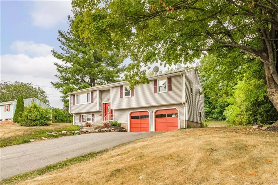 50 Elm Ridge Dr, Rocky Hill, CT 06067 | 31 Photos - Movoto