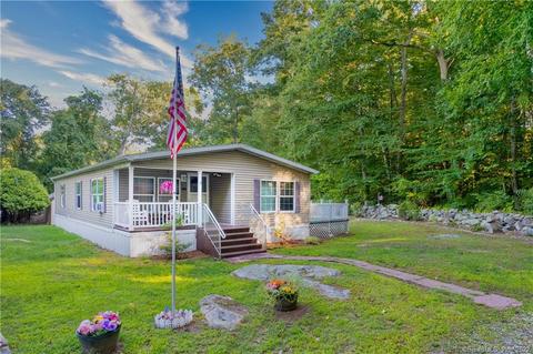 7 Marlene Dr, Ledyard, CT 06339 | 28 Photos | MLS #170521671 - Movoto