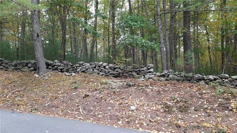 69 Stone Rd, Killingly, CT 06241 | 2 Photos - Movoto