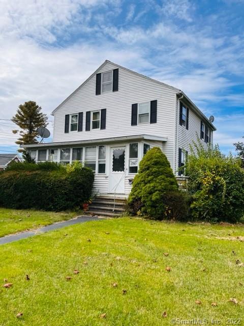 107 Naubuc Ave, East Hartford, CT 06118 | 20 Photos | MLS #170533283 ...