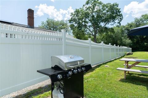 73 Chapman Beach Rd, Westbrook, CT 06498 | 23 Photos - Movoto