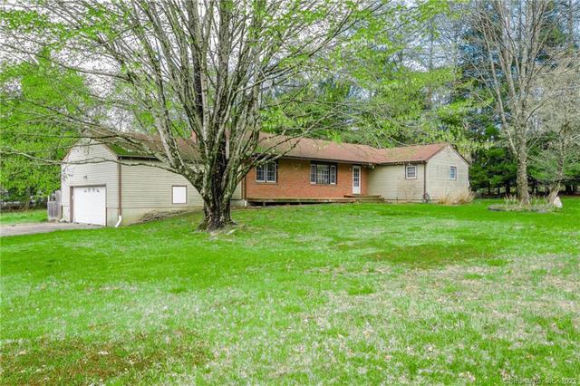 5 Insalaco Dr, Windham, CT 06280 | 39 Photos - Movoto