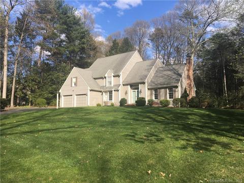 23 Daventry Hill Rd, Avon, CT 06001 | 10 Photos | MLS #170563458 - Movoto