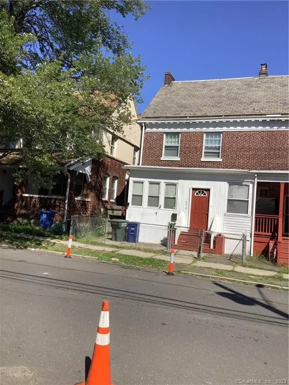 450 East Ave, Bridgeport, CT 06610 | 27 Photos - Movoto