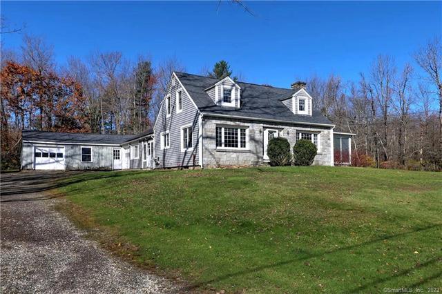 300 Center St, Hartland, CT 06091 | 36 Photos - Movoto