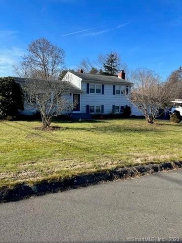 10 Breezy Ct, Hamden, CT 06518 - Movoto