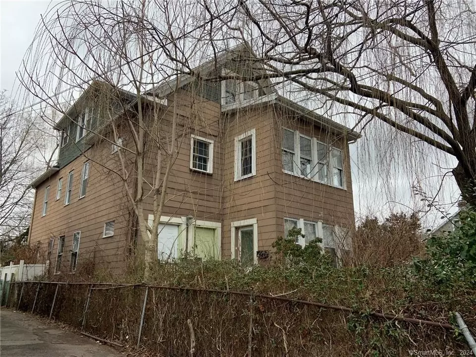 115 Thomas St, West Haven, CT 06516 | 3 Photos - Movoto
