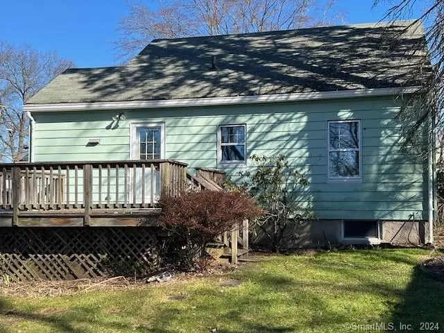 18 Cedar Crest Pl, Norwalk, CT 06854 | 23 Photos - Movoto