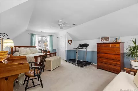 3 Terrell Farms Way, Wallingford, CT 06492 | 34 Photos - Movoto