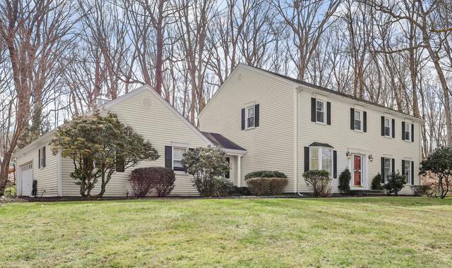 30 Tudor Ln, Trumbull, CT 06611 | 39 Photos - Movoto