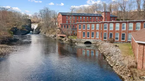 150 Yantic St #151, Norwich, CT 06360 | 33 Photos - Movoto