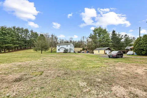 17 Route 66, Columbia, CT 06237 | 26 Photos - Movoto