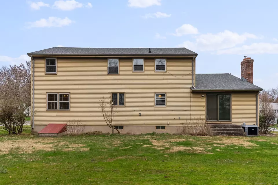 38 Goff Brook Cir, Wethersfield, CT 06109 | 39 Photos - Movoto