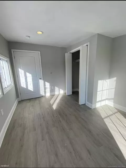 935 Marion Rd, Cheshire, CT 06410 - Movoto