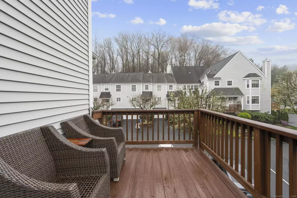 318 Foxboro Dr #318, Norwalk, CT 06851 | 40 Photos - Movoto