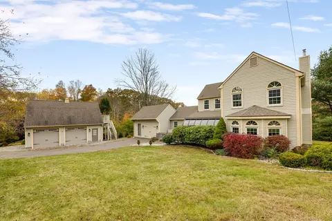 Hebron, CT Homes For Sale & Real Estate - Movoto