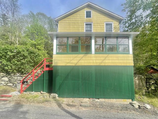 2 Remer St, Ansonia, CT 06401 | 24 Photos - Movoto