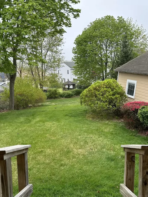 25 Clearview Ave, East Haven, CT 06512 | 28 Photos - Movoto