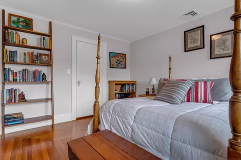 79 Spring Glen Ter, Hamden, CT 06517 | 40 Photos - Movoto