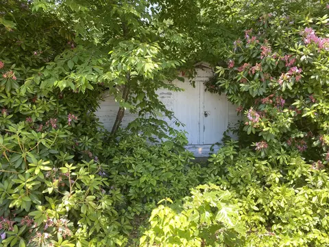 828 Vauxhall Street Ext, Waterford, CT 06375 | 22 Photos - Movoto