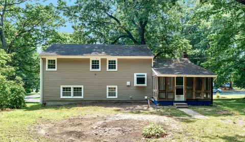 62 Robin Rd, Windsor, CT 06095 | 33 Photos - Movoto