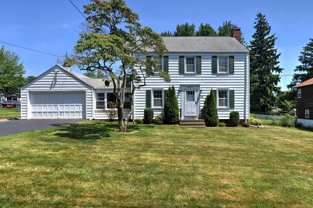 85 Tyler St, West Haven, CT 06516 | 40 Photos - Movoto