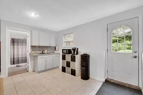 489 Thomaston Rd, Watertown, CT 06795 - Movoto