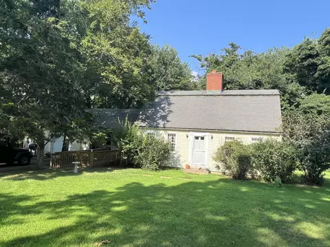 103 Scott Rd, East Lyme, CT 06333 | 11 Photos - Movoto