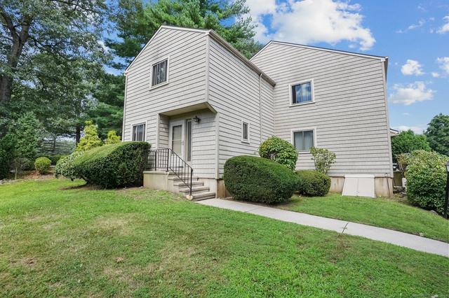 105 Fiddler Green Rd #A, Stratford, CT 06614 | 35 Photos - Movoto