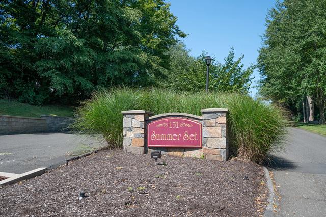 151 Shelter Rock Rd #48, Danbury, CT 06810 | 26 Photos - Movoto