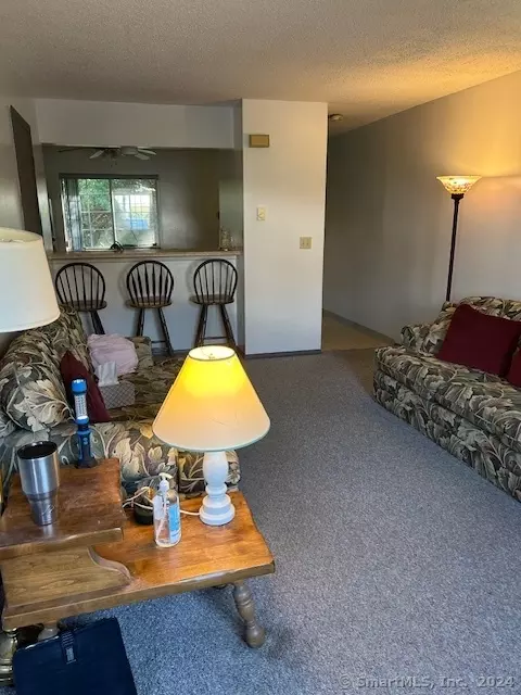 388 Perkins Ave #1-2, Waterbury, CT 06704 | 18 Photos - Movoto