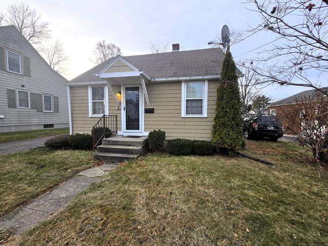 5 Harris St, Enfield, CT 06082 | 22 Photos - Movoto