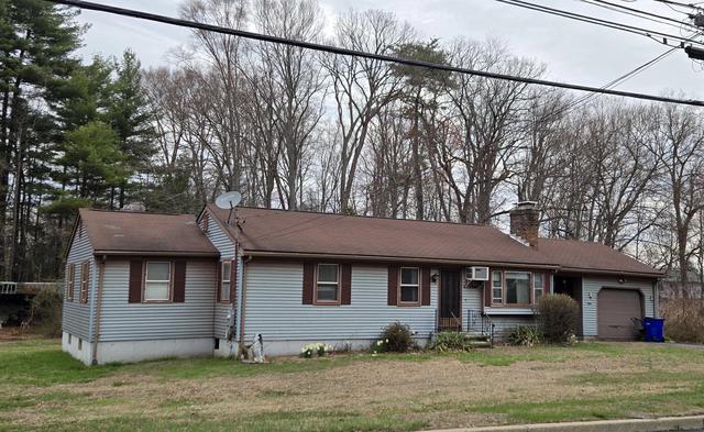 179 Spring St, Windsor Locks, CT 06096 | MLS# 24085439 | 16 Photos - Movoto