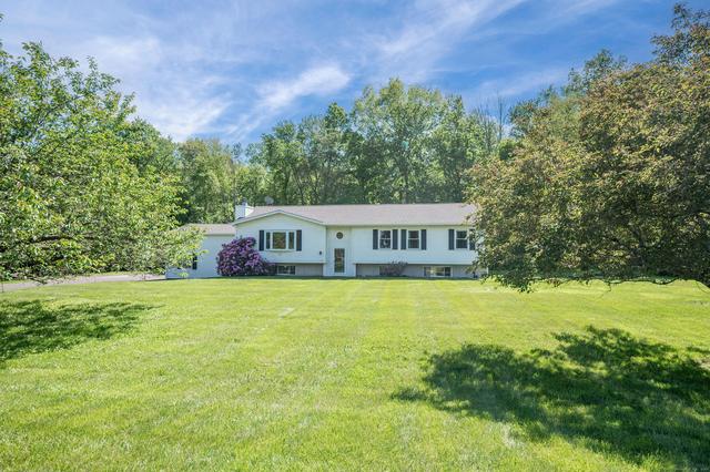 16 Dairy Farm Dr, Brookfield, CT 06804 | MLS# 24097867 | 40 Photos - Movoto
